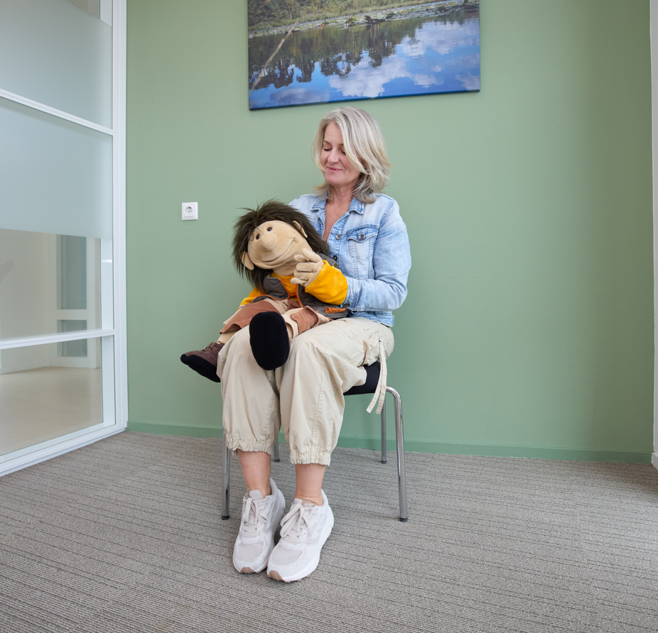 Hulp en begeleiding van kind met training IMW na scheiding ouders